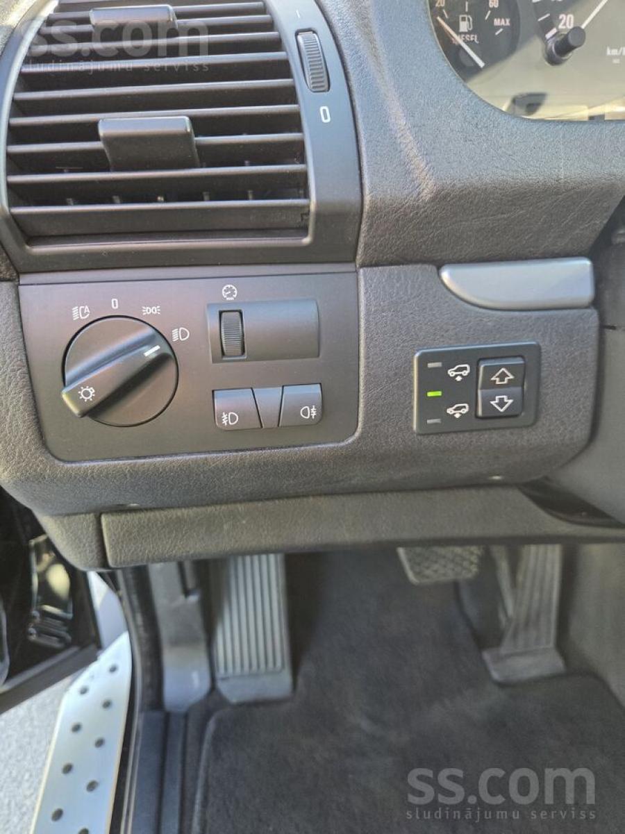 Melns BMW X5 2004 Rīga, ar dzinēja tilpumu 3.00 L un nobraukumu 376 tūkst. km par 6250 €, foto 12 vietnē AUTOMOTO.COM.LV