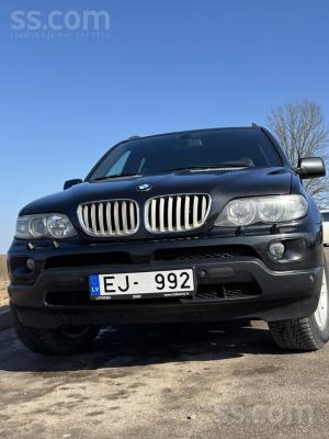 Melns BMW X5 2004 Saldus, ar dzinēja tilpumu 4.40 L un nobraukumu 253 tūkst. km par 7250 €, foto 3 vietnē AUTOMOTO.COM.LV