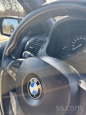 Melns BMW X5 2004 Saldus, ar dzinēja tilpumu 4.40 L un nobraukumu 253 tūkst. km par 7250 €, foto 7 vietnē AUTOMOTO.COM.LV