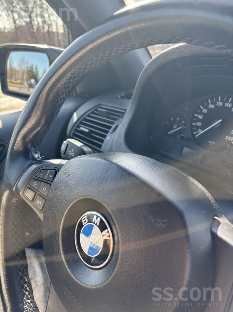 Melns BMW X5 2004 Saldus, ar dzinēja tilpumu 4.40 L un nobraukumu 253 tūkst. km par 7250 €, foto 7 vietnē AUTOMOTO.COM.LV