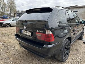 Черный БМВ Х5 2004 в Рига, объемом двигателя 3.00 л и пробегом 373 тыс. км за 3950 €, фото 5 на AUTOMOTO.COM.LV