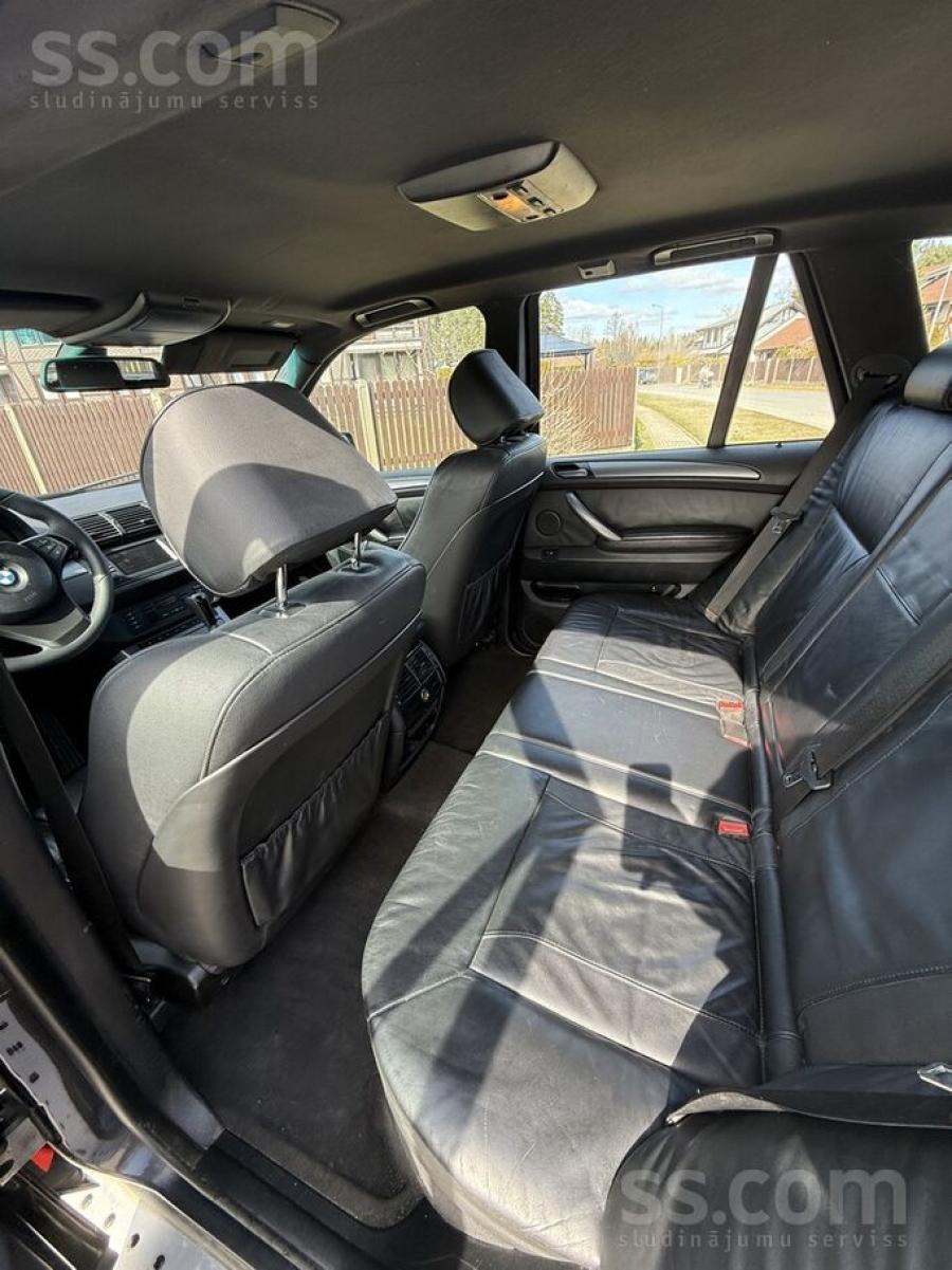 Melns BMW X5 2004 Rīga, ar dzinēja tilpumu 3.00 L un nobraukumu 434 tūkst. km par 5899 €, foto 11 vietnē AUTOMOTO.COM.LV