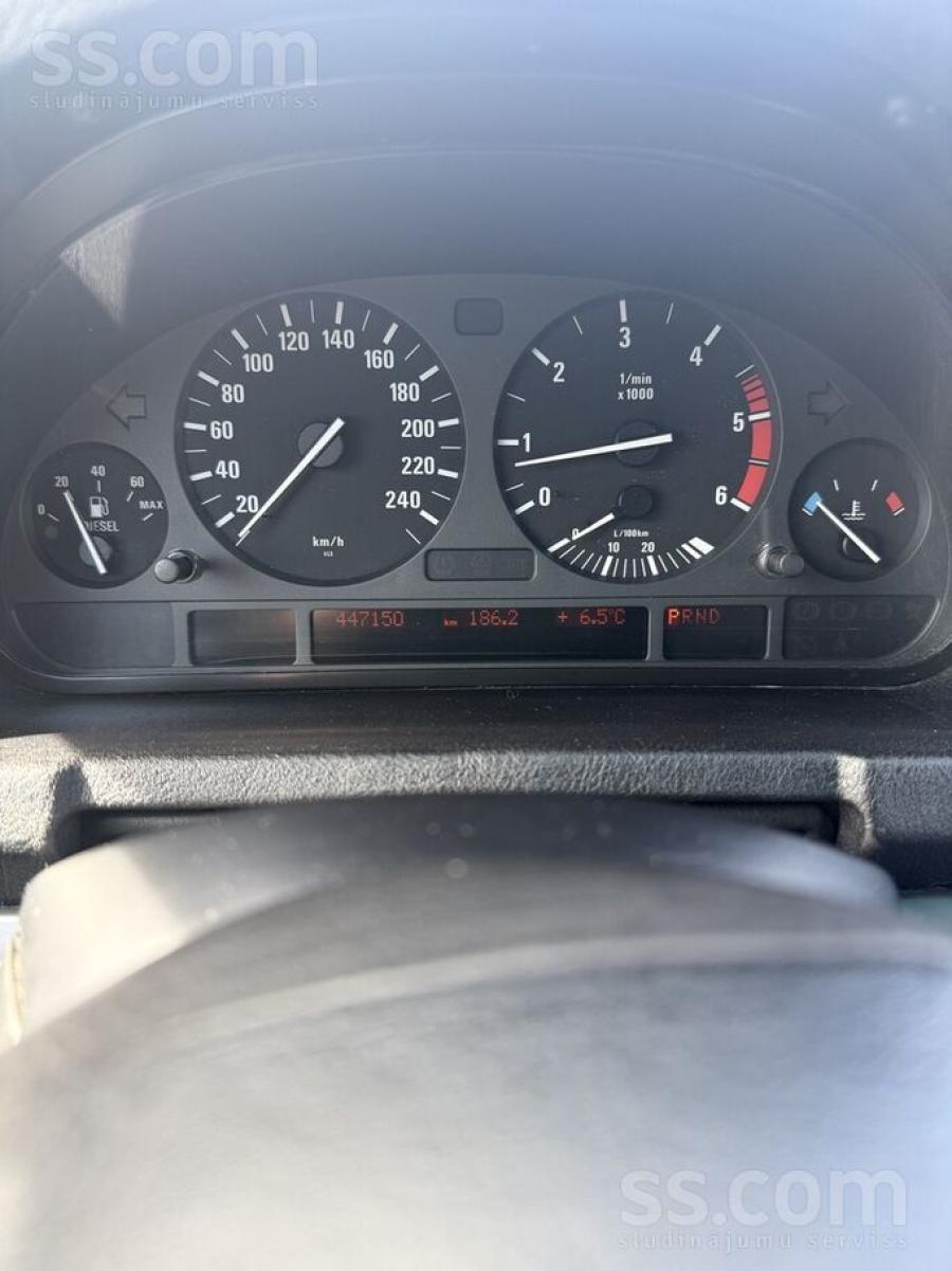 Melns BMW X5 2004 Rīga, ar dzinēja tilpumu 3.00 L un nobraukumu 434 tūkst. km par 5899 €, foto 12 vietnē AUTOMOTO.COM.LV