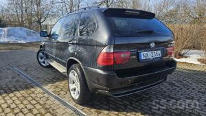 Black BMW X5 2004 in Riga, with an engine capacity of 3.00 L and mileage of 286 thousand km for 4600 €, photo 12 on AUTOMOTO.COM.LV