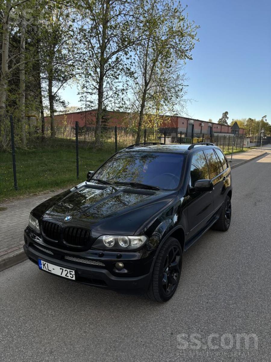 Melns BMW X5 2004 Liepāja, ar dzinēja tilpumu 3.00 L un nobraukumu 302 tūkst. km par 5200 €, foto 1 vietnē AUTOMOTO.COM.LV