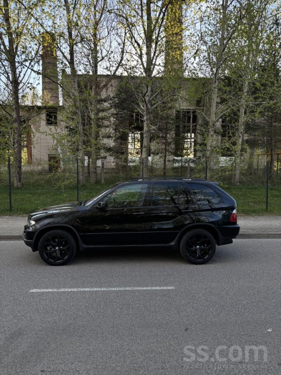 Melns BMW X5 2004 Liepāja, ar dzinēja tilpumu 3.00 L un nobraukumu 302 tūkst. km par 5200 €, foto 6 vietnē AUTOMOTO.COM.LV