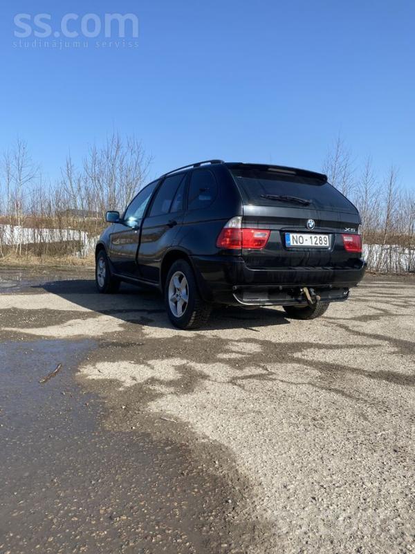 Black BMW X5 2004 in Saldus, with an engine capacity of 3.00 L and mileage of 0 thousand km for 5500 €, photo 6 on AUTOMOTO.COM.LV