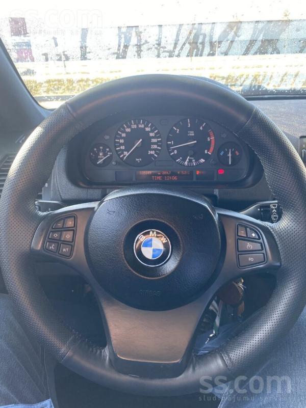 Black BMW X5 2004 in Saldus, with an engine capacity of 3.00 L and mileage of 0 thousand km for 5500 €, photo 7 on AUTOMOTO.COM.LV