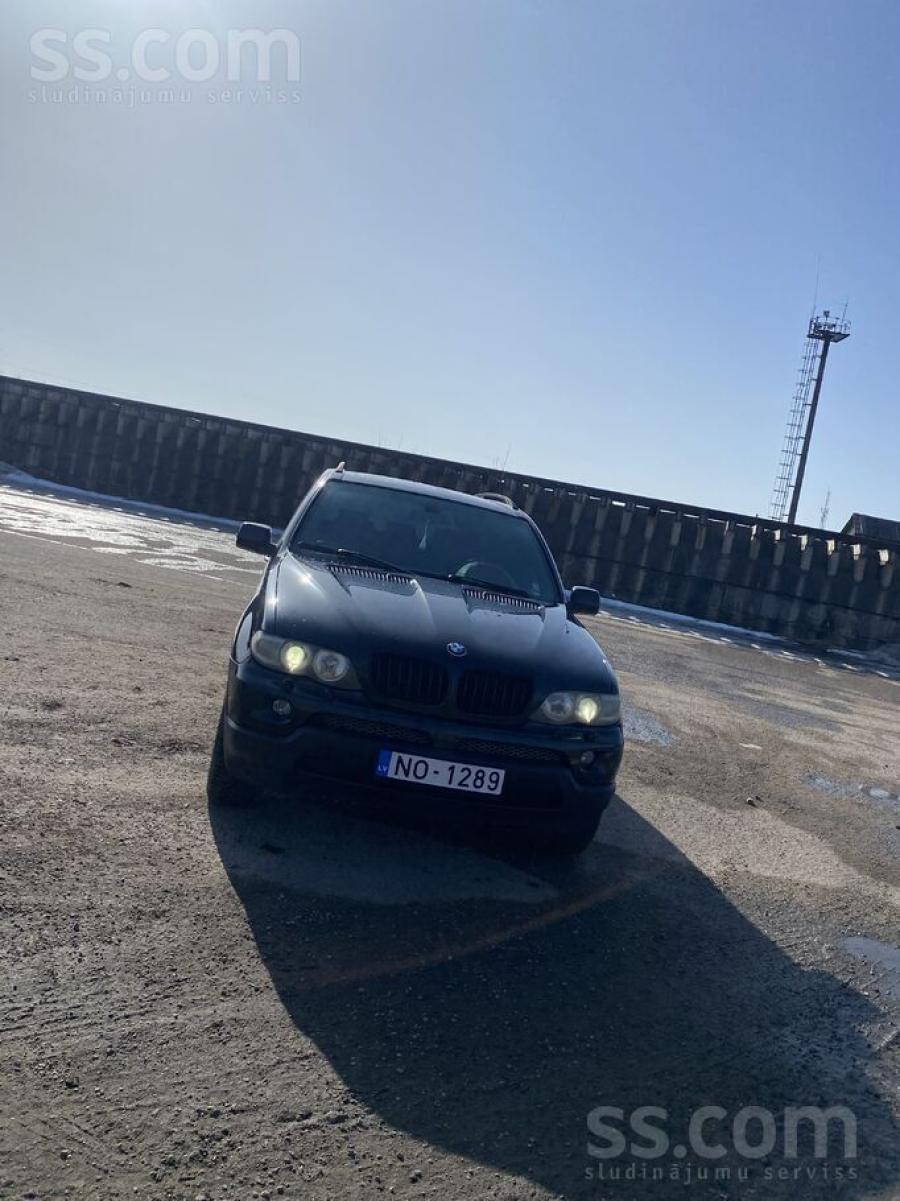 Черный БМВ Х5 2004 в Салдус, объемом двигателя 3.00 л и пробегом 0 тыс. км за 5500 €, фото 4 на AUTOMOTO.COM.LV