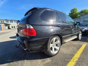 Black BMW X5 2004 in Tallinn, with an engine capacity of 4.40 L and mileage of 311 thousand km for 333 €, photo 4 on AUTOMOTO.COM.LV