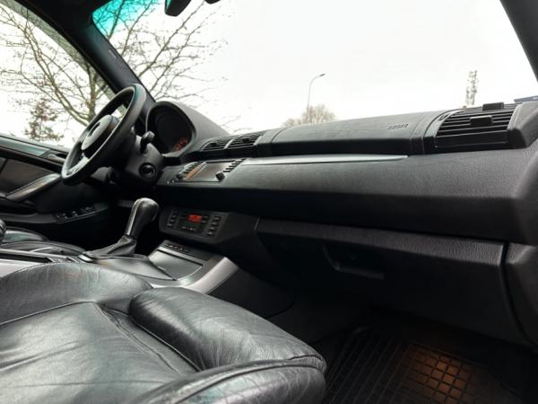 Melns BMW X5 2004 Rīga, ar dzinēja tilpumu 3.00 L un nobraukumu 400 tūkst. km par 4690 €, foto 7 vietnē AUTOMOTO.COM.LV