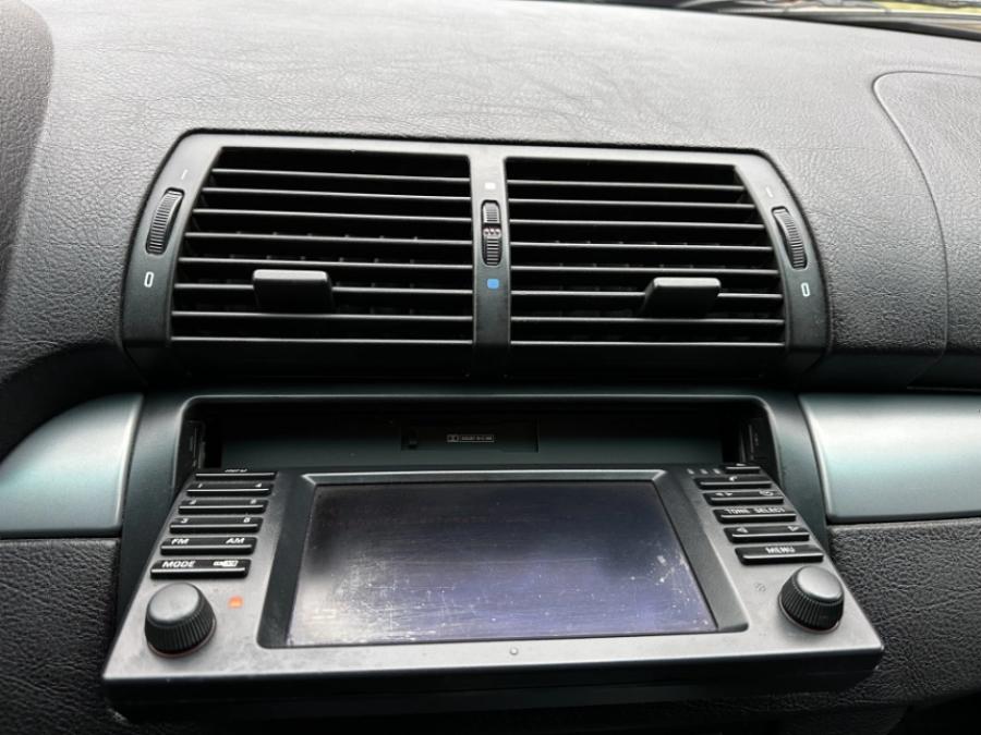 Melns BMW X5 2004 Rīga, ar dzinēja tilpumu 3.00 L un nobraukumu 400 tūkst. km par 4690 €, foto 16 vietnē AUTOMOTO.COM.LV