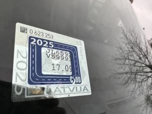 Melns BMW X5 2004 Rīga, ar dzinēja tilpumu 3.00 L un nobraukumu 400 tūkst. km par 4690 €, foto 27 vietnē AUTOMOTO.COM.LV
