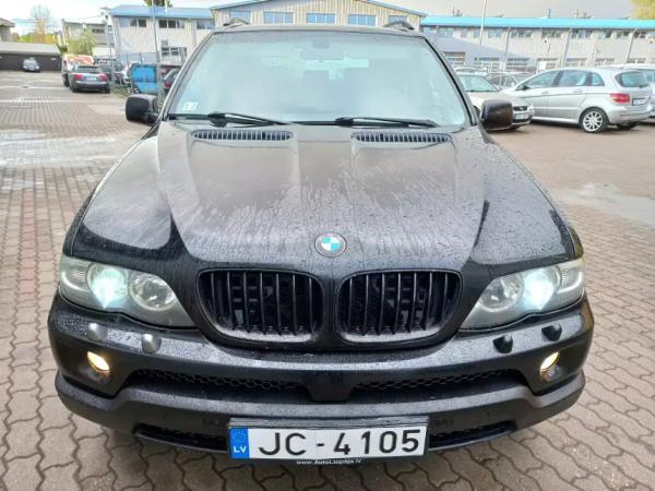 Black BMW X5 2004 in Riga, with an engine capacity of 3.00 L and mileage of 450 thousand km for 4000 €, photo 6 on AUTOMOTO.COM.LV