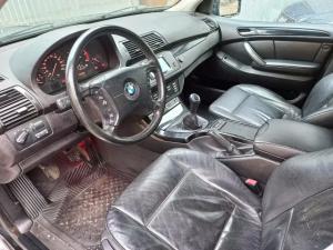 Black BMW X5 2004 in Riga, with an engine capacity of 3.00 L and mileage of 450 thousand km for 4000 €, photo 14 on AUTOMOTO.COM.LV