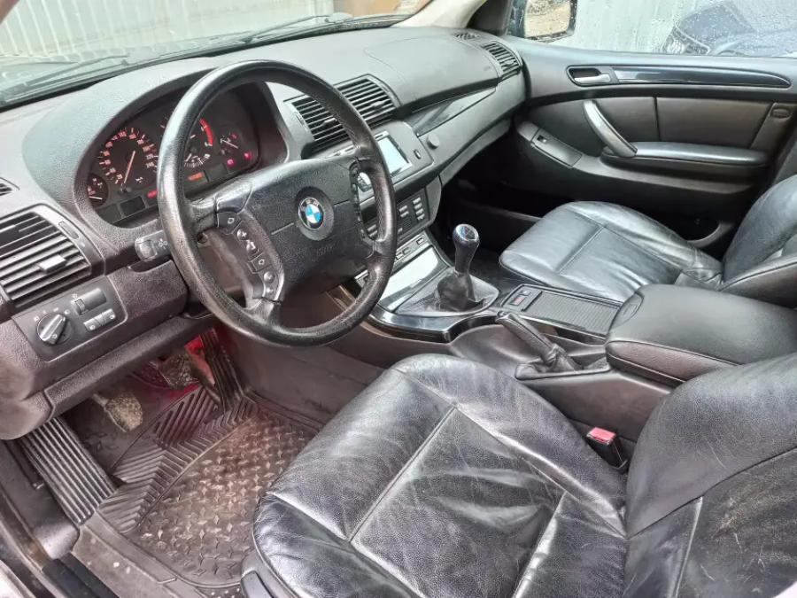 Black BMW X5 2004 in Riga, with an engine capacity of 3.00 L and mileage of 450 thousand km for 4000 €, photo 14 on AUTOMOTO.COM.LV