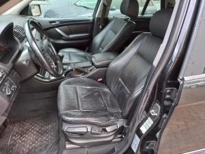 Black BMW X5 2004 in Riga, with an engine capacity of 3.00 L and mileage of 450 thousand km for 4000 €, photo 15 on AUTOMOTO.COM.LV