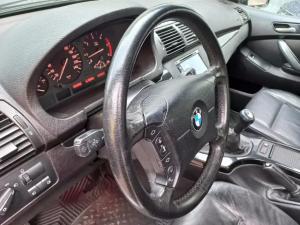 Black BMW X5 2004 in Riga, with an engine capacity of 3.00 L and mileage of 450 thousand km for 4000 €, photo 16 on AUTOMOTO.COM.LV