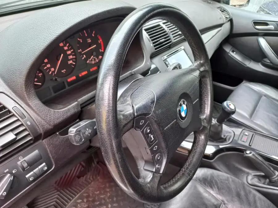 Black BMW X5 2004 in Riga, with an engine capacity of 3.00 L and mileage of 450 thousand km for 4000 €, photo 16 on AUTOMOTO.COM.LV
