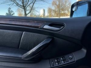 Melns BMW X5 2004 Rīga, ar dzinēja tilpumu 3.00 L un nobraukumu 304 tūkst. km par 5690 €, foto 19 vietnē AUTOMOTO.COM.LV
