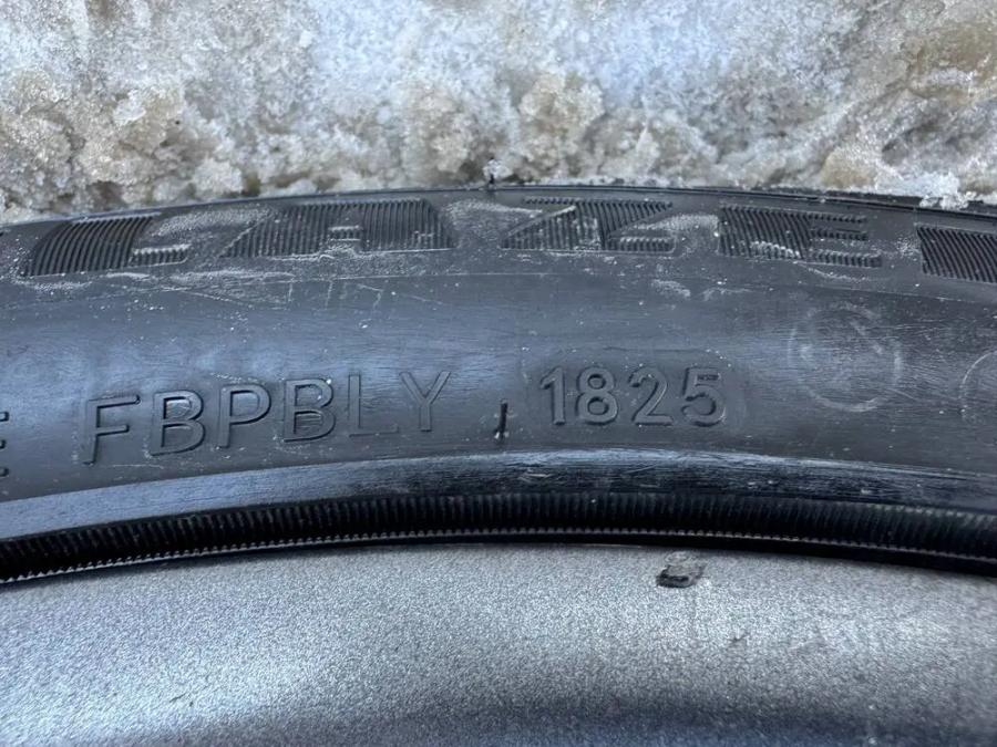 Melns BMW X5 2004 Rīga, ar dzinēja tilpumu 3.00 L un nobraukumu 304 tūkst. km par 5690 €, foto 27 vietnē AUTOMOTO.COM.LV