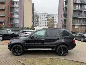 Black BMW X5 2004 in Riga, with an engine capacity of 3.00 L and mileage of 383 thousand km for 4990 €, photo 3 on AUTOMOTO.COM.LV