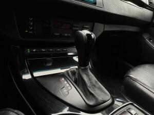 Black BMW X5 2004 in Riga, with an engine capacity of 3.00 L and mileage of 383 thousand km for 4990 €, photo 24 on AUTOMOTO.COM.LV