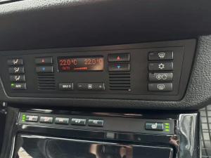 Black BMW X5 2004 in Riga, with an engine capacity of 3.00 L and mileage of 383 thousand km for 4990 €, photo 26 on AUTOMOTO.COM.LV