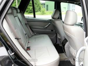 Melns BMW X5 2004 Tallina, ar dzinēja tilpumu 3.00 L un nobraukumu 374 tūkst. km par 4499 €, foto 8 vietnē AUTOMOTO.COM.LV