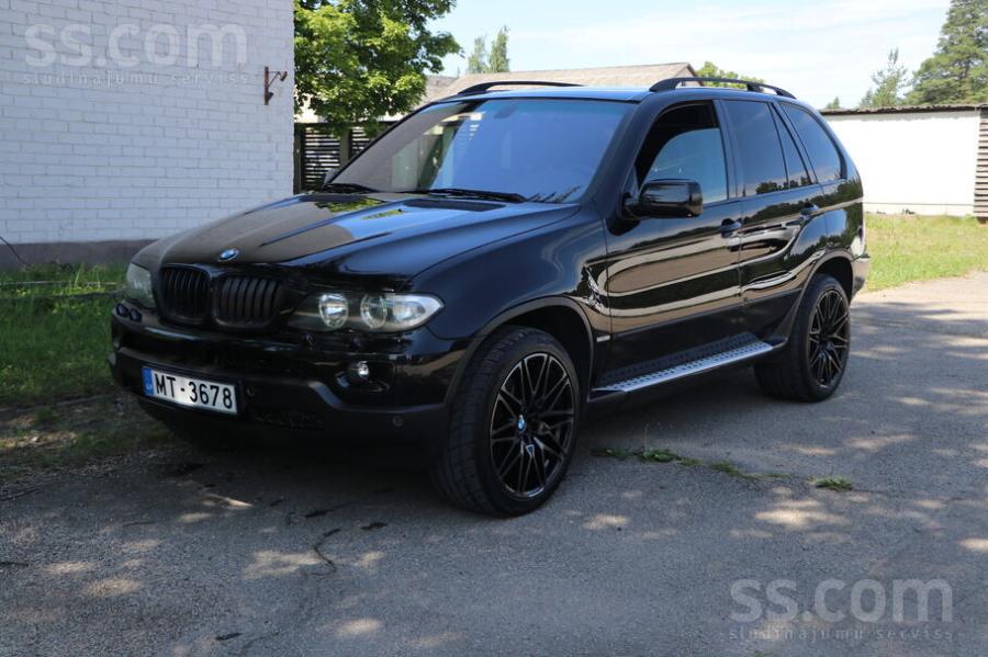 Black BMW X5 2004 in Tukums, with an engine capacity of 3.00 L and mileage of 0 thousand km for 4999 €, photo 1 on AUTOMOTO.COM.LV