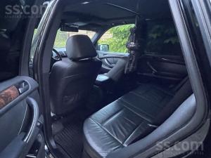 Melns BMW X5 2004 Ludza, ar dzinēja tilpumu 3.00 L un nobraukumu 330 tūkst. km par 7400 €, foto 10 vietnē AUTOMOTO.COM.LV