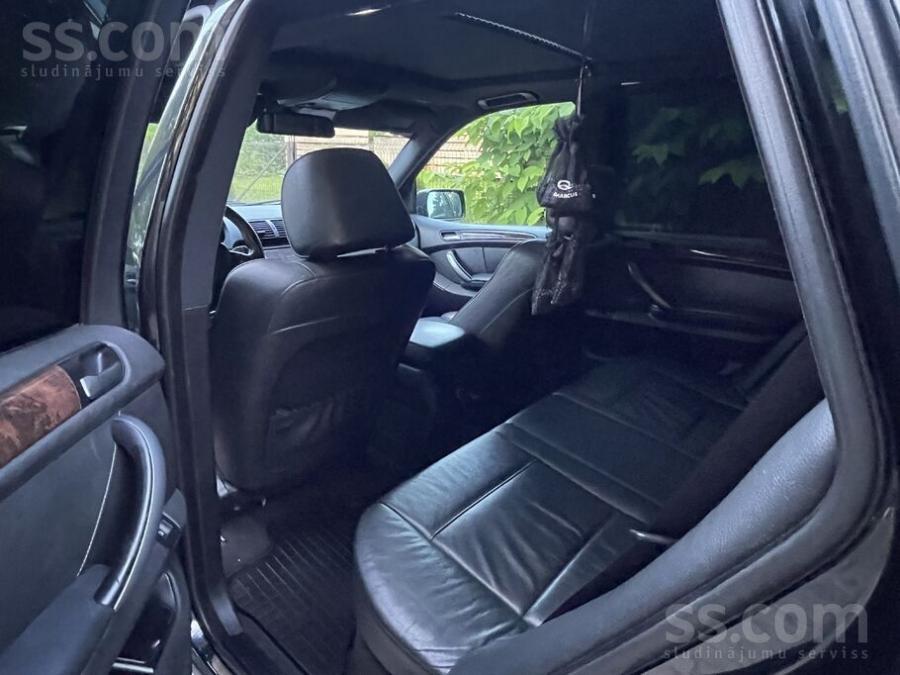 Melns BMW X5 2004 Ludza, ar dzinēja tilpumu 3.00 L un nobraukumu 330 tūkst. km par 7400 €, foto 10 vietnē AUTOMOTO.COM.LV