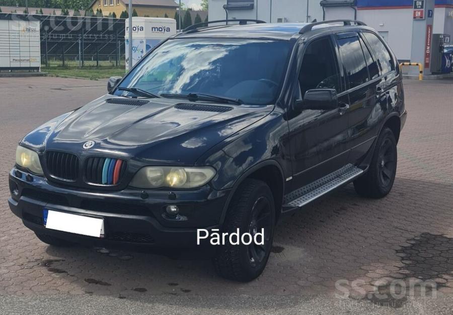 Black BMW X5 2004 in Jelgava, with an engine capacity of 3.00 L and mileage of 333 thousand km for 4300 €, photo 3 on AUTOMOTO.COM.LV
