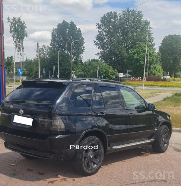 Melns BMW X5 2004 Jelgava, ar dzinēja tilpumu 3.00 L un nobraukumu 333 tūkst. km par 4300 €, foto 3 vietnē AUTOMOTO.COM.LV