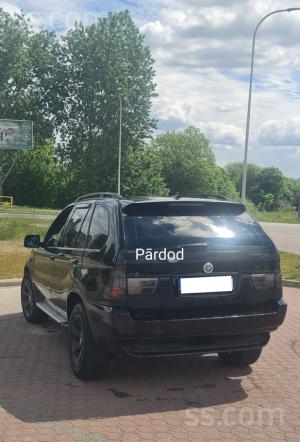 Black BMW X5 2004 in Jelgava, with an engine capacity of 3.00 L and mileage of 333 thousand km for 4300 €, photo 5 on AUTOMOTO.COM.LV