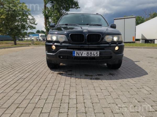 Black BMW X5 2004 in Rezekne, with an engine capacity of 3.00 L and mileage of 398 thousand km for 2150 €, photo 6 on AUTOMOTO.COM.LV
