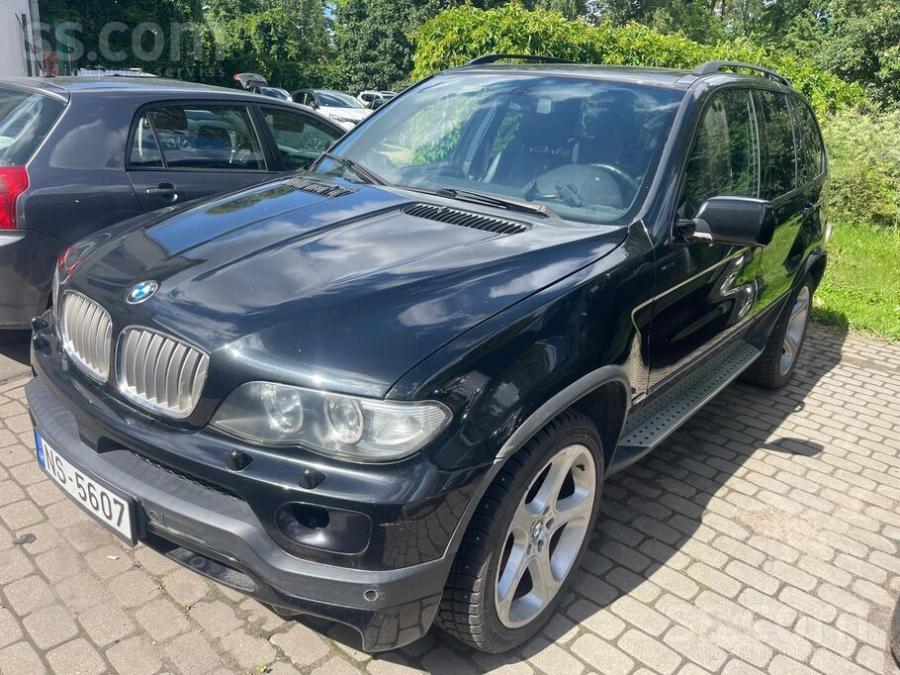 Black BMW X5 2004 in Riga, with an engine capacity of 4.40 L and mileage of 0 thousand km for 3750 €, photo 1 on AUTOMOTO.COM.LV