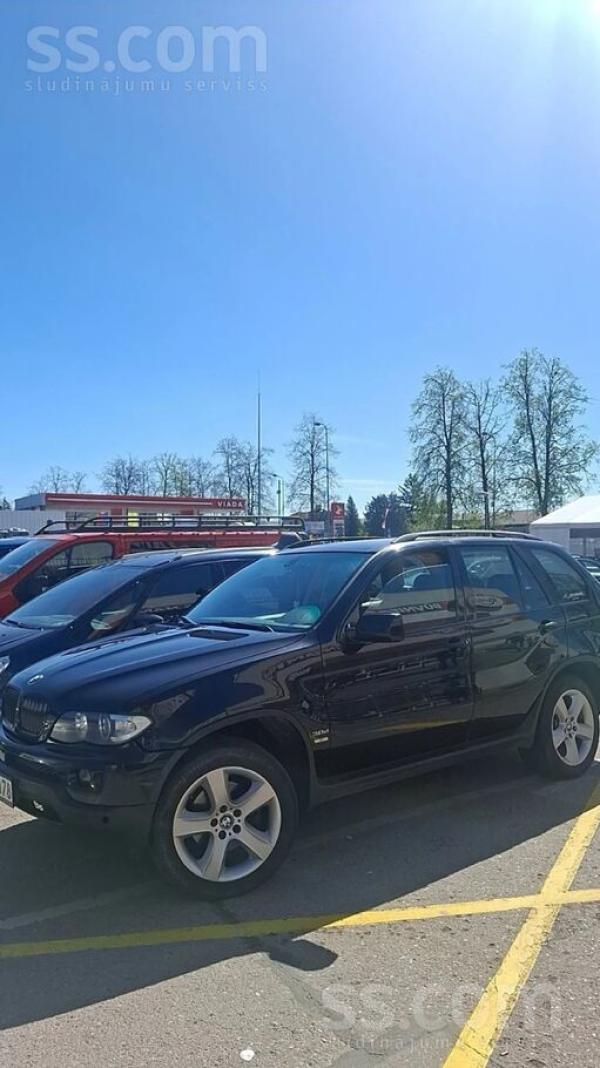 Black BMW X5 2004 in Jelgava, with an engine capacity of 3.00 L and mileage of 350 thousand km for 4500 €, photo 3 on AUTOMOTO.COM.LV