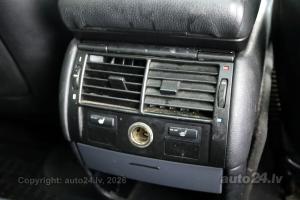 Black BMW X5 2004 in Tallinn, with an engine capacity of 3.00 L and mileage of 657 thousand km for 2699 €, photo 10 on AUTOMOTO.COM.LV