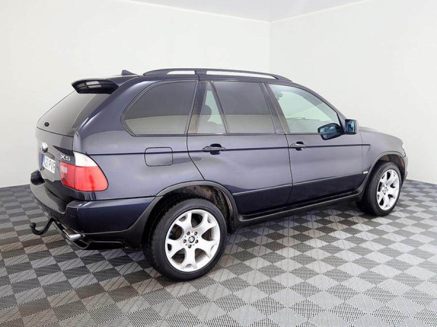 Black BMW X5 2004 in Tallinn, with an engine capacity of 3.00 L and mileage of 657 thousand km for 2699 €, photo 4 on AUTOMOTO.COM.LV