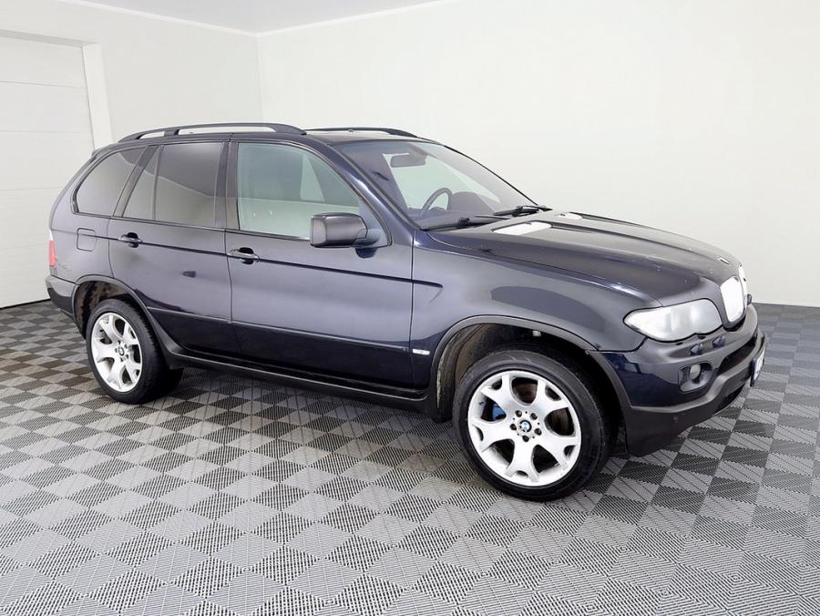 Black BMW X5 2004 in Tallinn, with an engine capacity of 3.00 L and mileage of 657 thousand km for 2699 €, photo 11 on AUTOMOTO.COM.LV