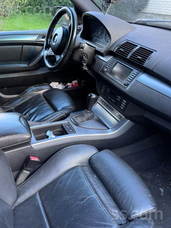 Melns BMW X5 2004 Ventspils, ar dzinēja tilpumu 3.00 L un nobraukumu 355 tūkst. km par 2600 €, foto 5 vietnē AUTOMOTO.COM.LV