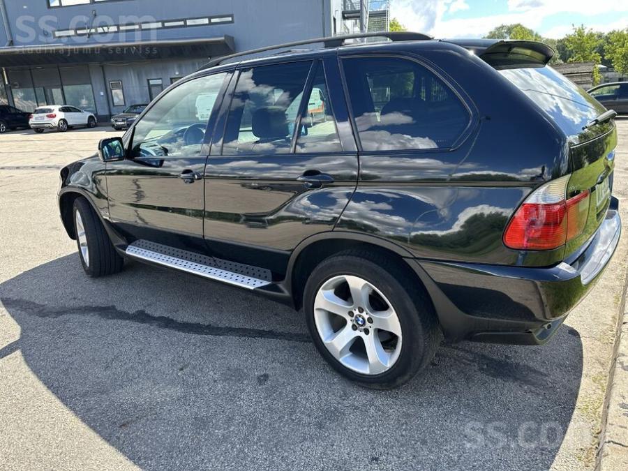 Melns BMW X5 2004 Rīga, ar dzinēja tilpumu 3.00 L un nobraukumu 335 tūkst. km par 5900 €, foto 4 vietnē AUTOMOTO.COM.LV