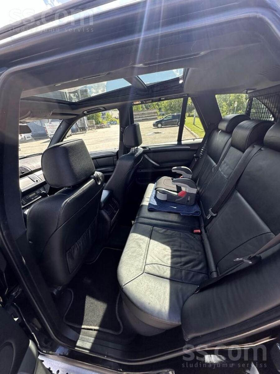 Melns BMW X5 2004 Rīga, ar dzinēja tilpumu 3.00 L un nobraukumu 335 tūkst. km par 5900 €, foto 12 vietnē AUTOMOTO.COM.LV
