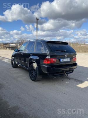 Melns BMW X5 2004 Saldus, ar dzinēja tilpumu 3.30 L un nobraukumu 0 tūkst. km par 4799 €, foto 5 vietnē AUTOMOTO.COM.LV
