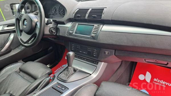 Black BMW X5 2004 in Riga, with an engine capacity of 3.00 L and mileage of 300 thousand km for 5500 €, photo 7 on AUTOMOTO.COM.LV