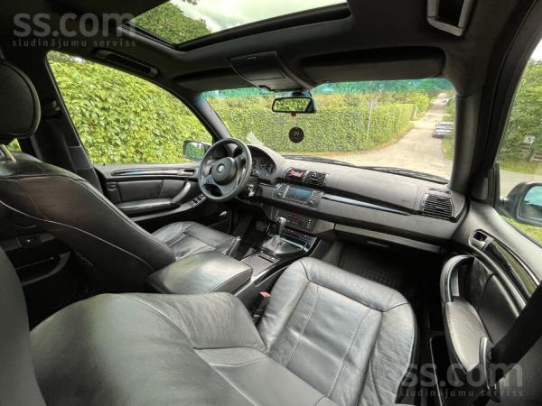 Black BMW X5 2004 in Riga, with an engine capacity of 3.00 L and mileage of 287 thousand km for 6450 €, photo 9 on AUTOMOTO.COM.LV