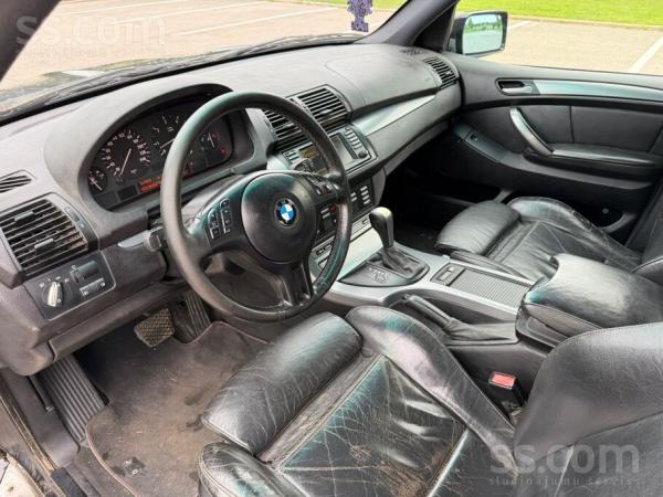 Black BMW X5 2004 in Bauska, with an engine capacity of 3.00 L and mileage of 525 thousand km for 3300 €, photo 9 on AUTOMOTO.COM.LV