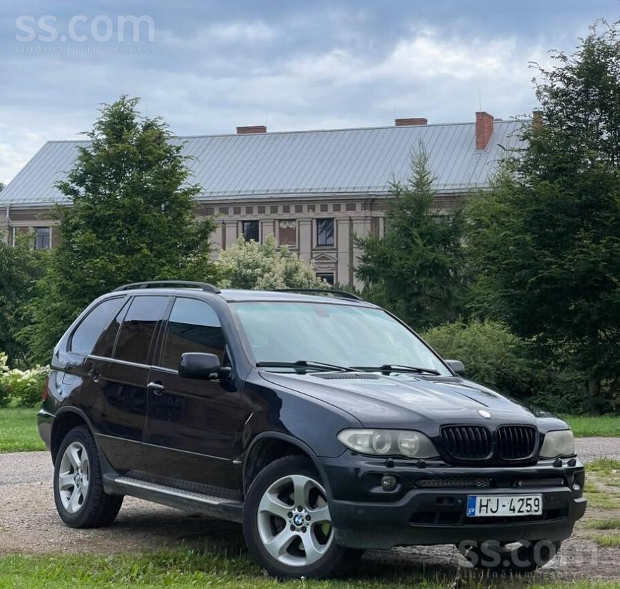 Black BMW X5 2004 in Jelgava, with an engine capacity of 3.00 L and mileage of 600 thousand km for 3500 €, photo 1 on AUTOMOTO.COM.LV