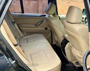 Melns BMW X5 2004 Tallina, ar dzinēja tilpumu 3.00 L un nobraukumu 340 tūkst. km par 2900 €, foto 10 vietnē AUTOMOTO.COM.LV